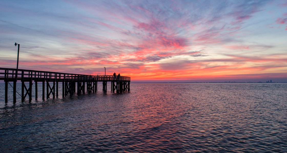 Estimating the Value of NOAA's Digital Coast - DredgeWire : DredgeWire