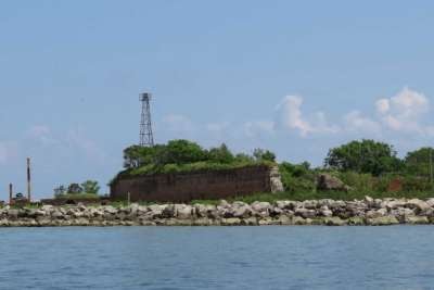 Heavy equipment, Weeks Marine dredge rebuild Louisiana barrier island ...