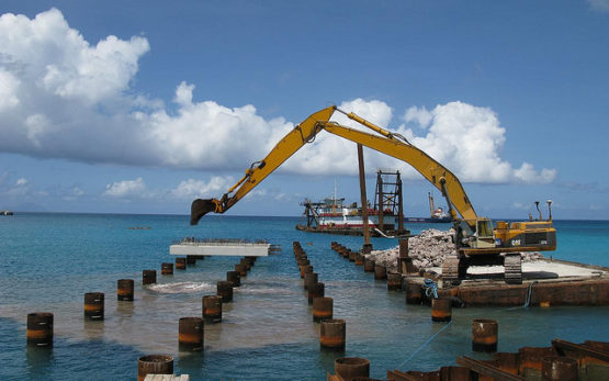 Heisco wins Kuwait marine construction works contract - DredgeWire ...