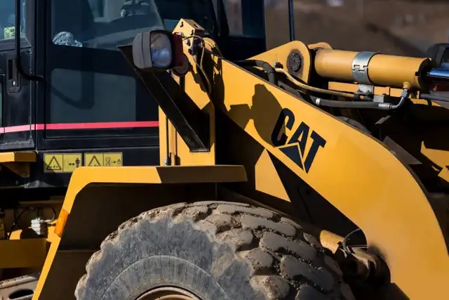 Caterpillar to Relocate Global Headquarters to Dallas-Fort Worth Area ...