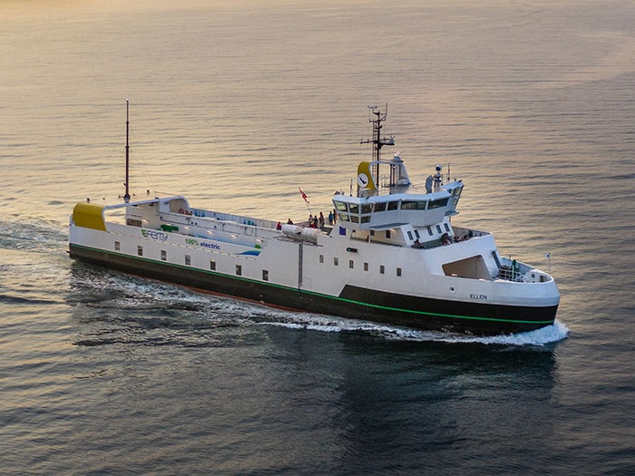 VIDEO: Danish e-ferry sets new world distance record - DredgeWire ...