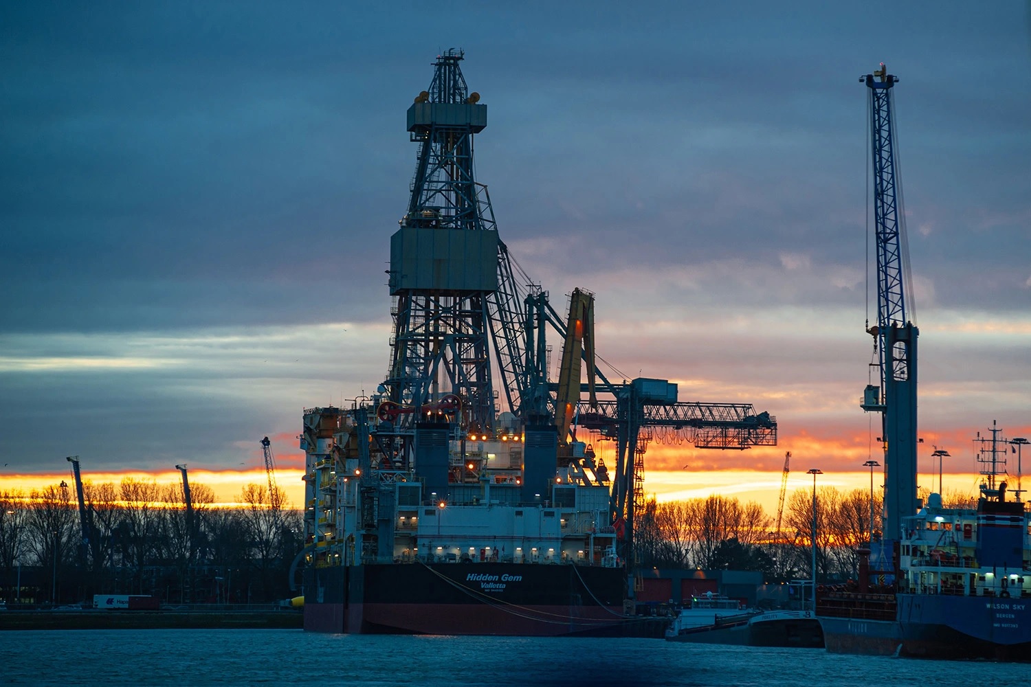 Deep Sea Mining the New Frontier - DredgeWire : DredgeWire