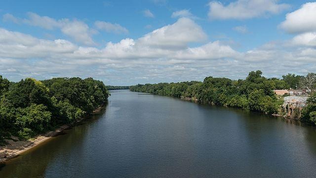Economic Impact of Alabama’s Inland Waterways - DredgeWire : DredgeWire