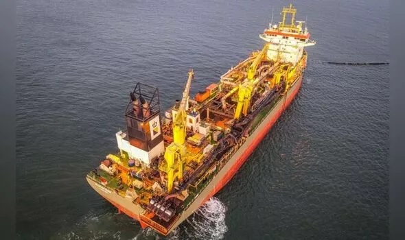 Awe as vast dredger ship from Boskalis weighing up to 21,000 tonnes ...