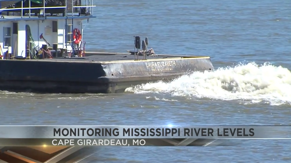 USACE monitoring river levels as fall approaches - DredgeWire : DredgeWire