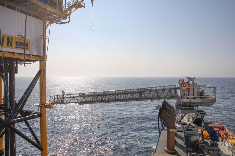 Ampelmann mobilises first L-type in Abu Dhabi - DredgeWire : DredgeWire