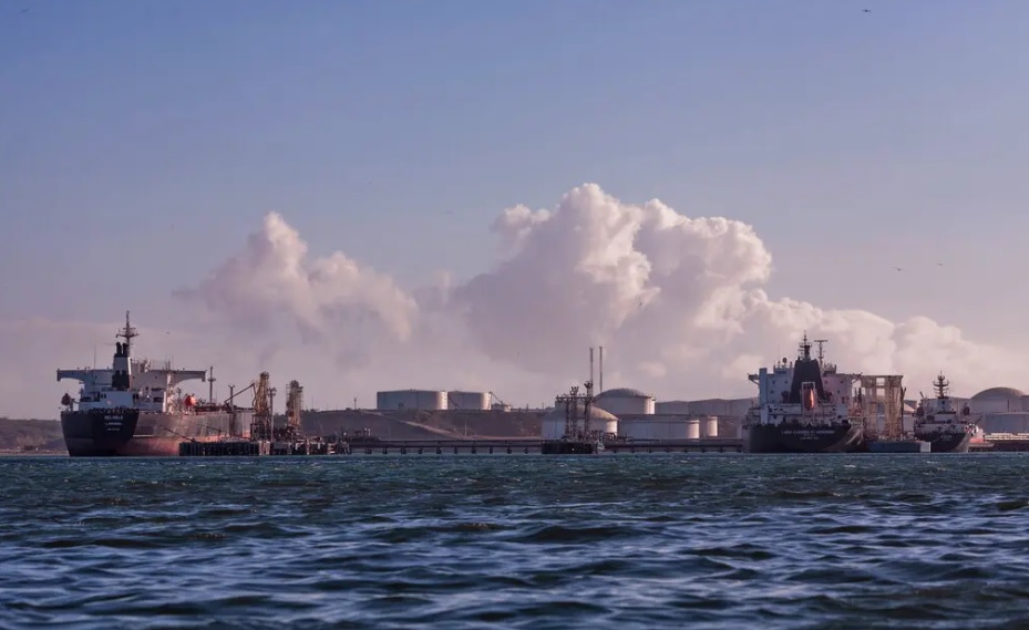 How Fake GPS Coordinates Are Leading to Lawlessness on the High Seas ...