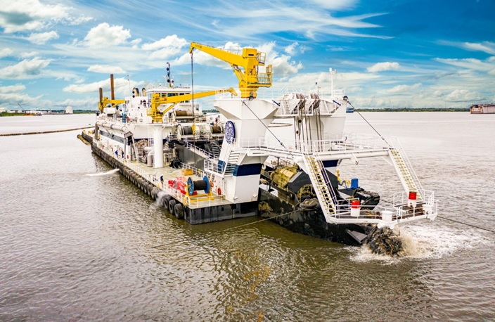 Safeguard your Dredging Gearboxes with PANOLIN MARGEAR - DredgeWire ...
