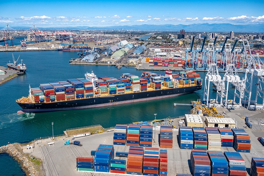 Pacific Coast port volumes stumble as US demand turns bearish ...