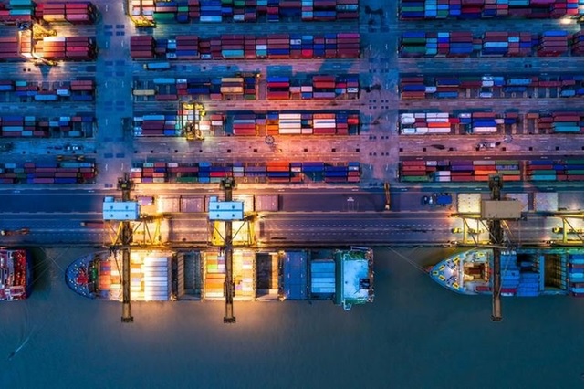 Saudi's King Abdulaziz Port in Dammam sets a new throughput record ...