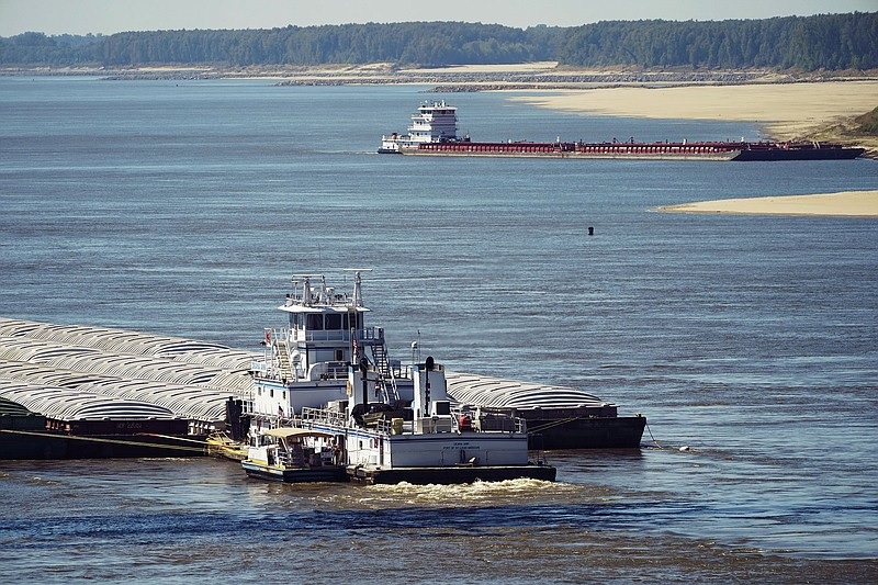 Army Corps of Engineers dredging Mississippi River to maintain passage ...