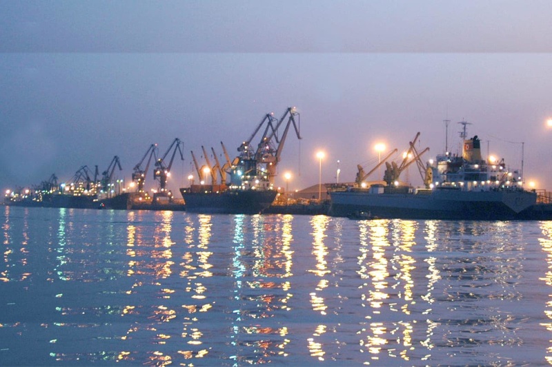 India To Build Two New Deendayal Port Terminals - DredgeWire : DredgeWire