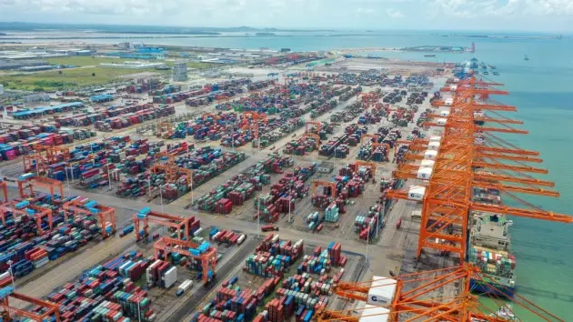 Manufacturing orders from China down 40% in unrelenting demand collapse ...