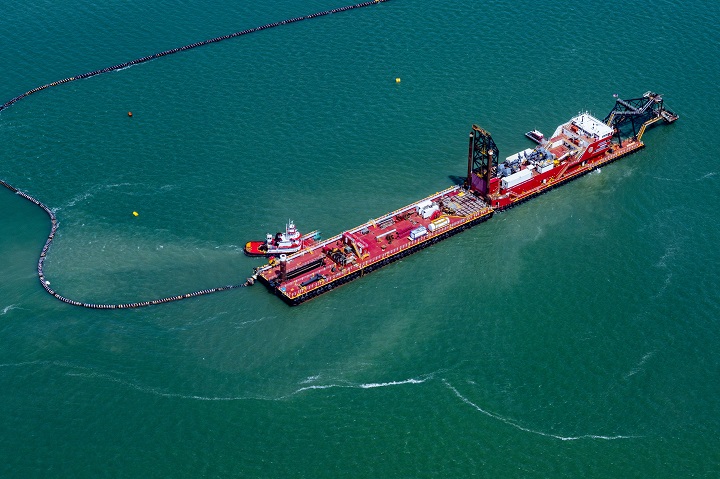 GLDD Completes First section of Houston Ship Channel expansion ...