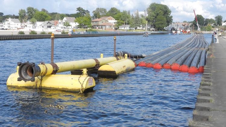 South Haven to get $610,000 to dredge harbor, add to beach - DredgeWire ...