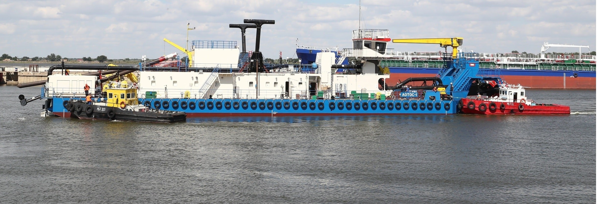 More and deeper: dredging in Russia amid sanctions - DredgeWire ...