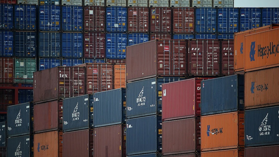 Port of Seattle reaches tentative agreement with Dock Workers Union ...