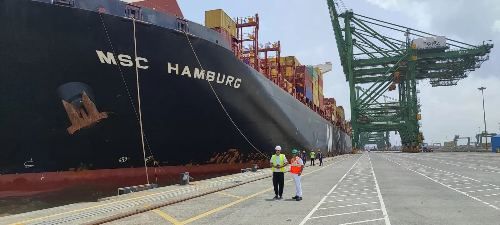 Mumbai JNPA port hosts its longest-ever 399-metre container ship ...