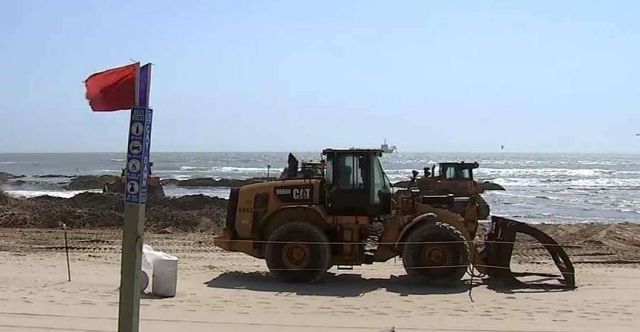 Dredging for beach re-nourishment project begins - DredgeWire : DredgeWire