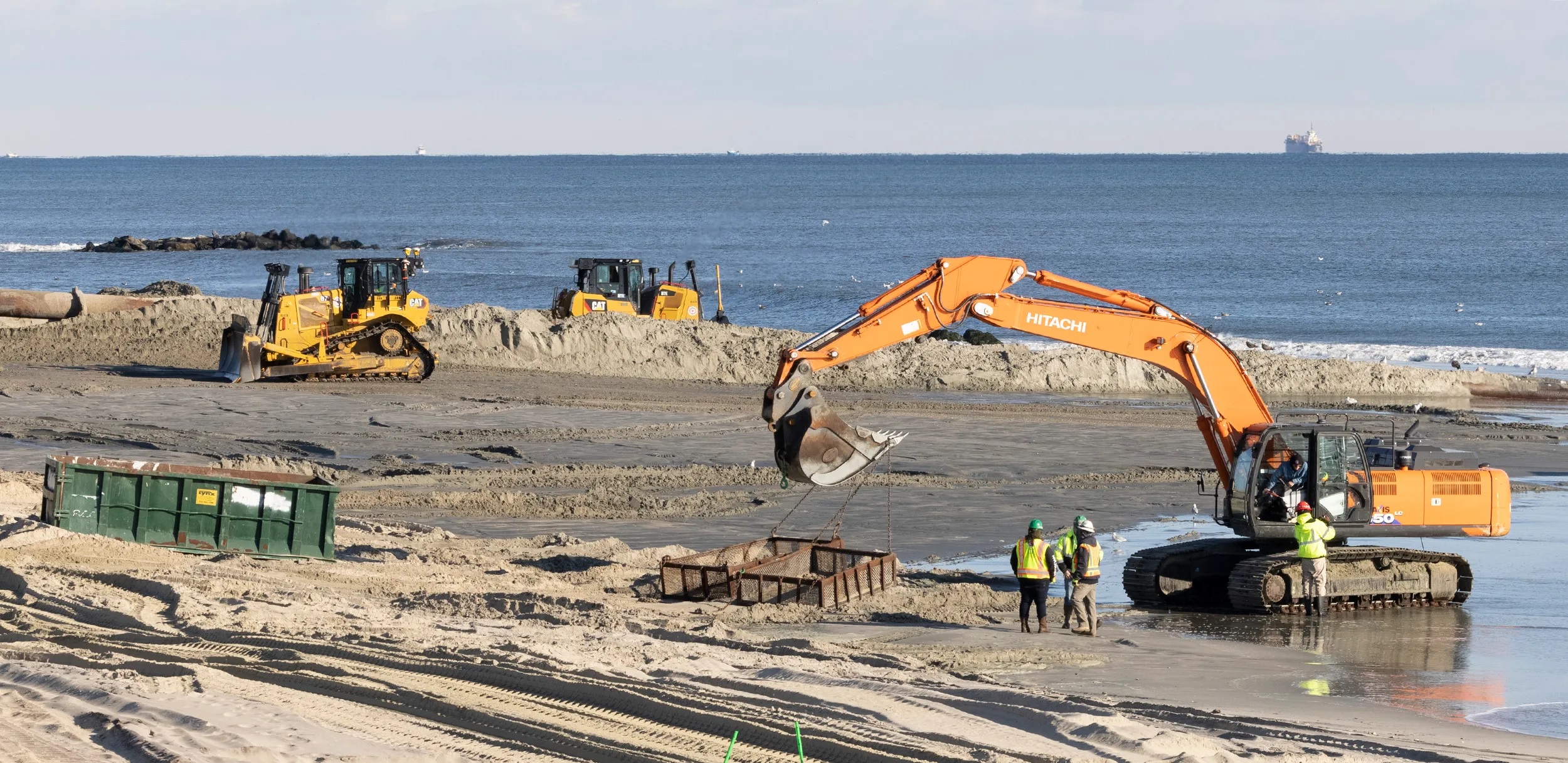 Puget Island: Beach replenishment of continual concern - DredgeWire ...