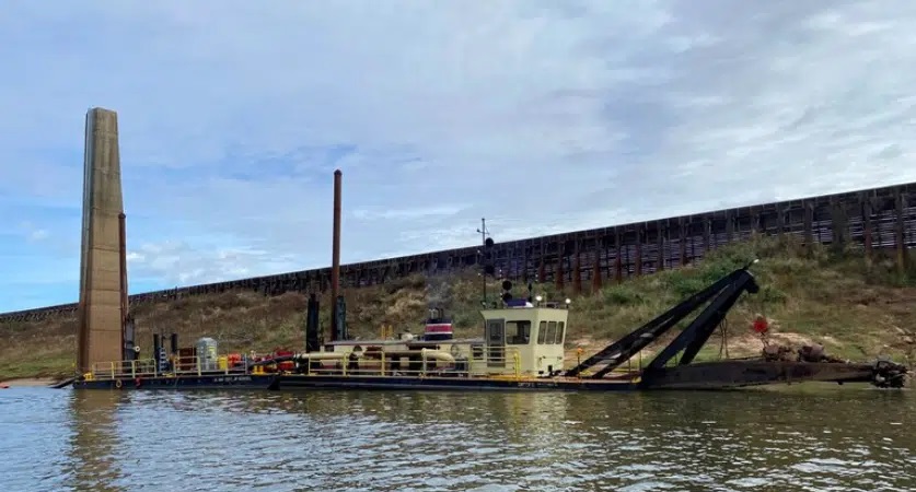 UACOE using Corps dustpan dredges to maintain safe navigation paths ...