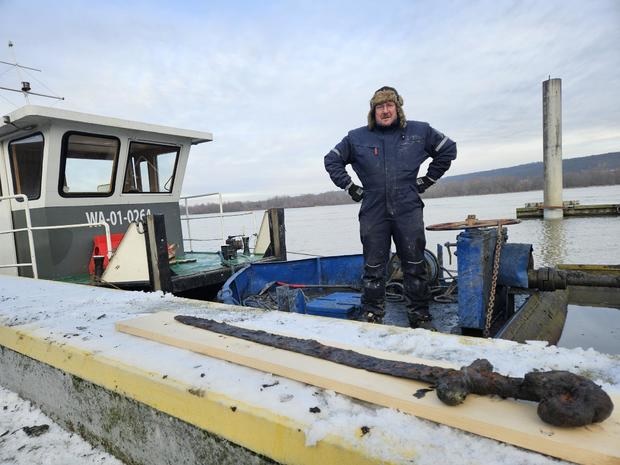 Dredging yields Ancient sword with possible Viking origins in Polish ...