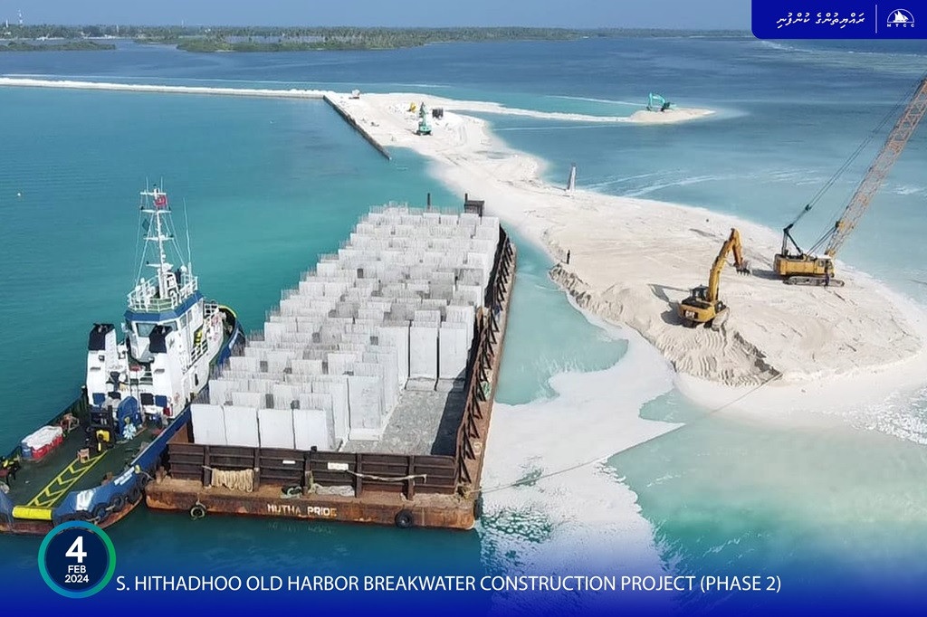 Phase II of S. Hithadhoo old harbor breakwater construction progressing ...