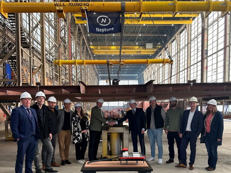 Neptune Marine Cuts Steel on Swinging Ladder CSD for Bristol Port Co ...