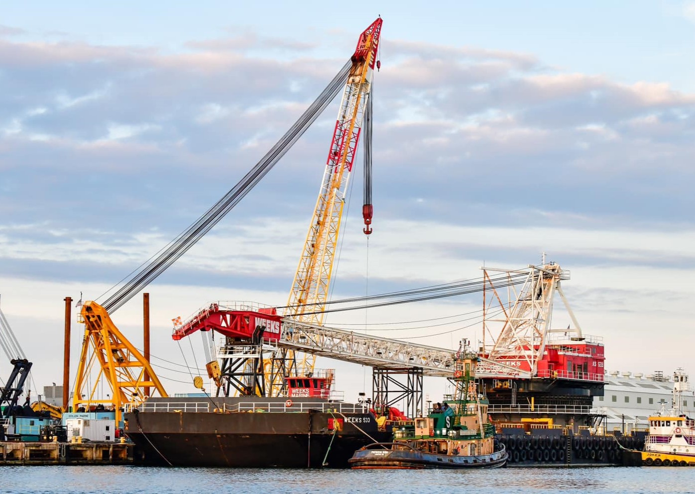 DredgeWire Exclusive: Marine Contractors Have Begun Removing Key Bridge ...