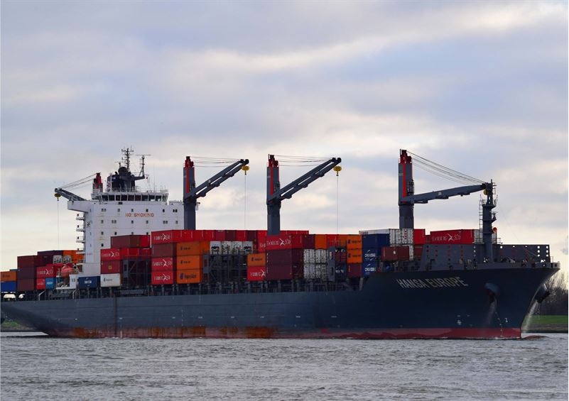 Wärtsilä to future-proof container vessels with CCS-Ready scrubber ...
