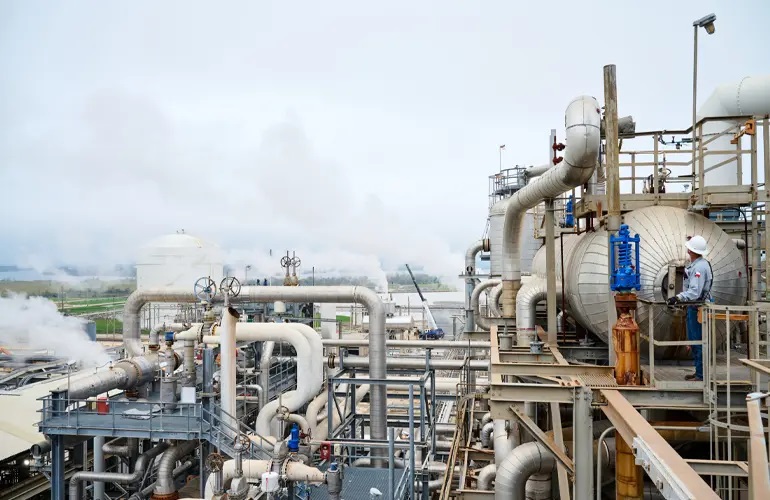 Methanex Corporation Signs Definitive Agreement to Acquire OCI Global’s ...