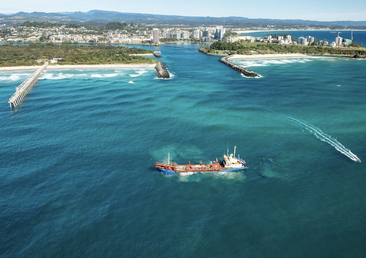 Tender: Maintenance Dredging of Tweed River Entrance - DredgeWire ...