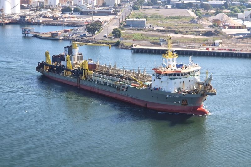 Boskalis’ Dredger Beachway Completes Maintenance Dredging at Port of ...