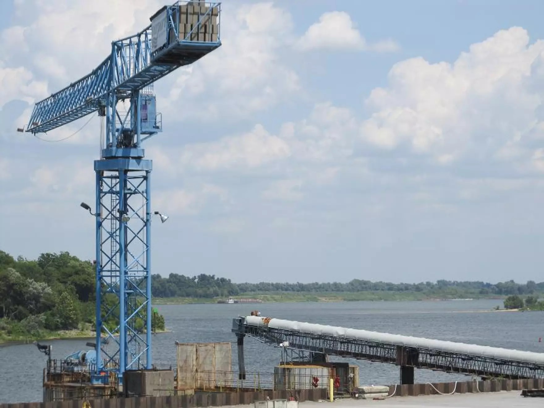 Governor announces $5.7M for riverport projects, including $846,000 for ...