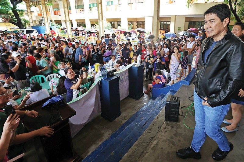 Philippine Government's DPWH Takes Over All Dredging Projects in ...