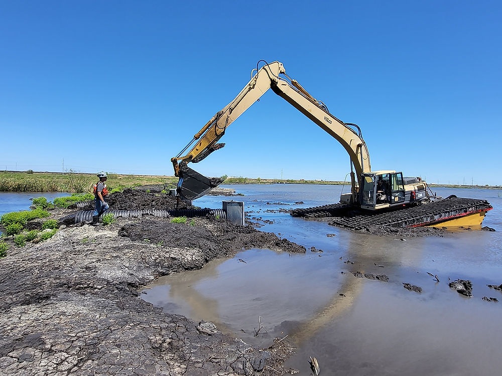 Manson Restores Fritchie Marsh in Louisiana - DredgeWire : DredgeWire