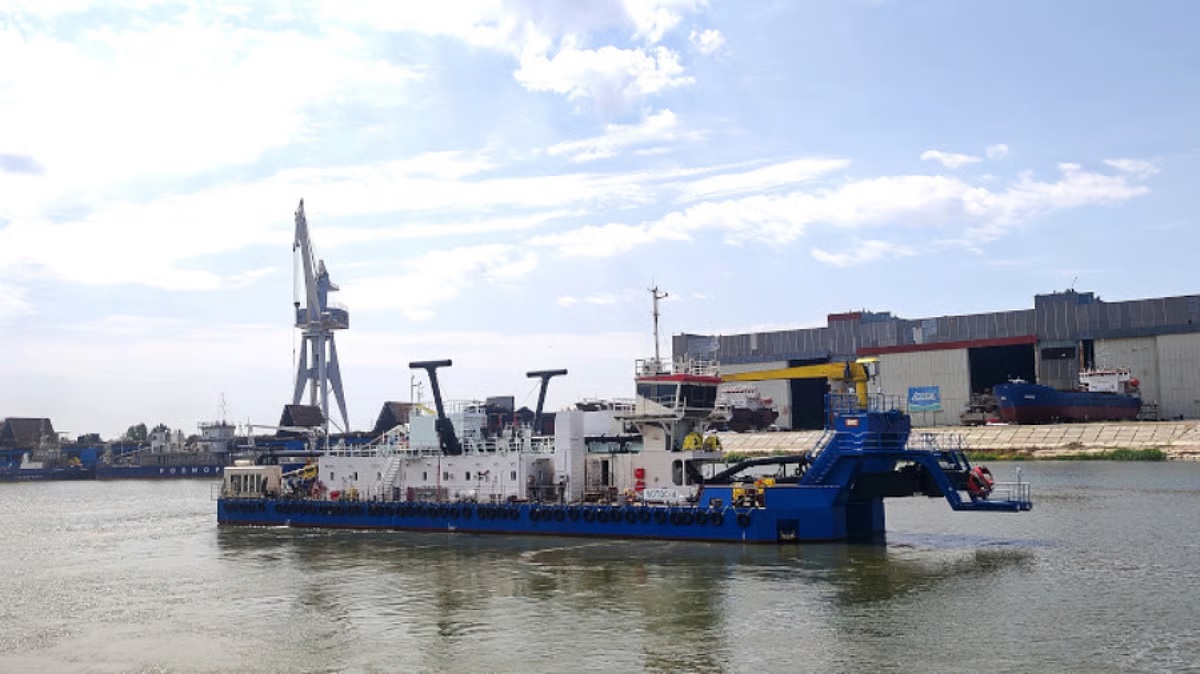 Sea trials begin for new Russian river dredger, designed by Royal IHC ...