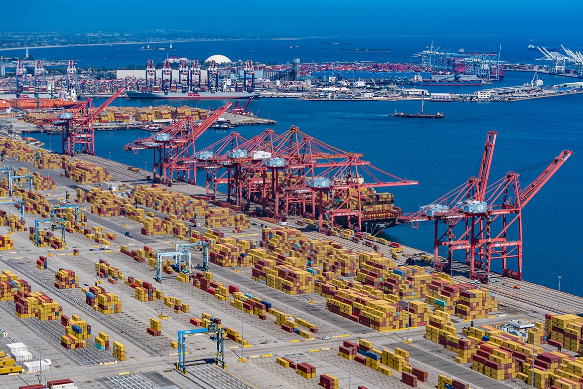 Port of Long Beach Named Best West Coast Port, Green Port - DredgeWire ...
