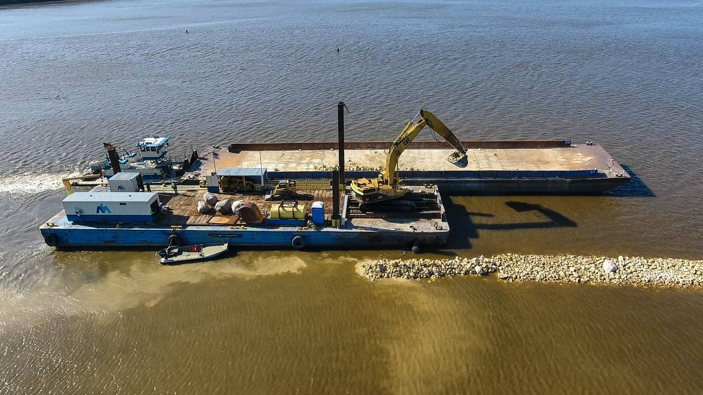Dubuque Barge & Fleeting Service (Newt Marine Services) Wins $25 ...