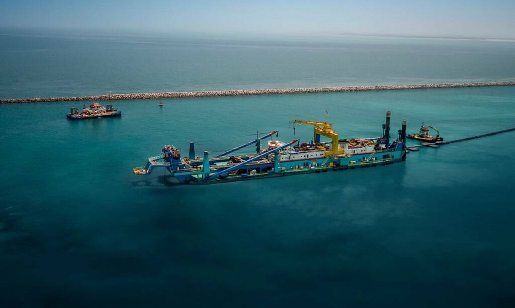 NMDC expands fleet with AED 618mn self-propelled dredger - DredgeWire ...