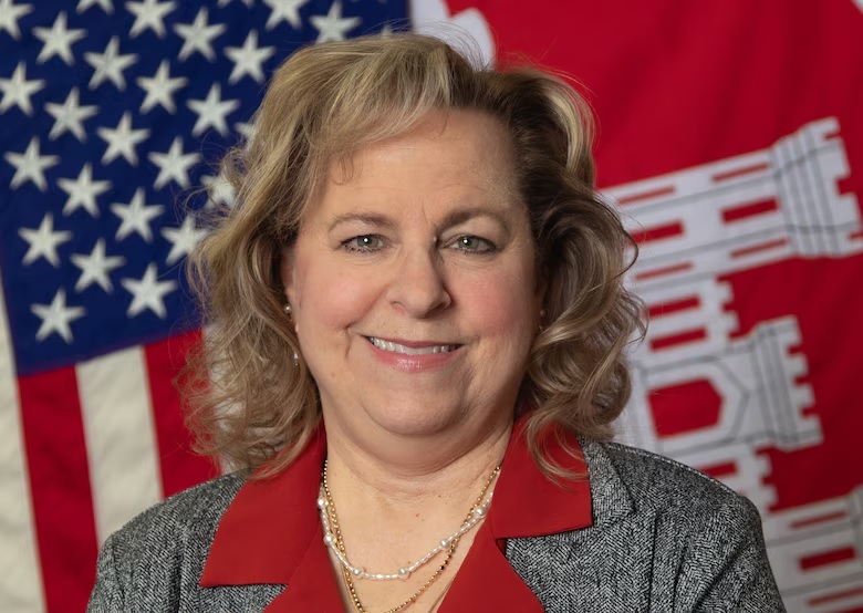 Michelle Mandel named chief of Alaska District's Contracting Division ...