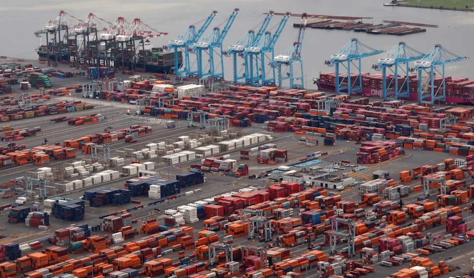 NY/NJ Port’s Top Terminal Draws Suitors as Trade Shifts Away From China ...