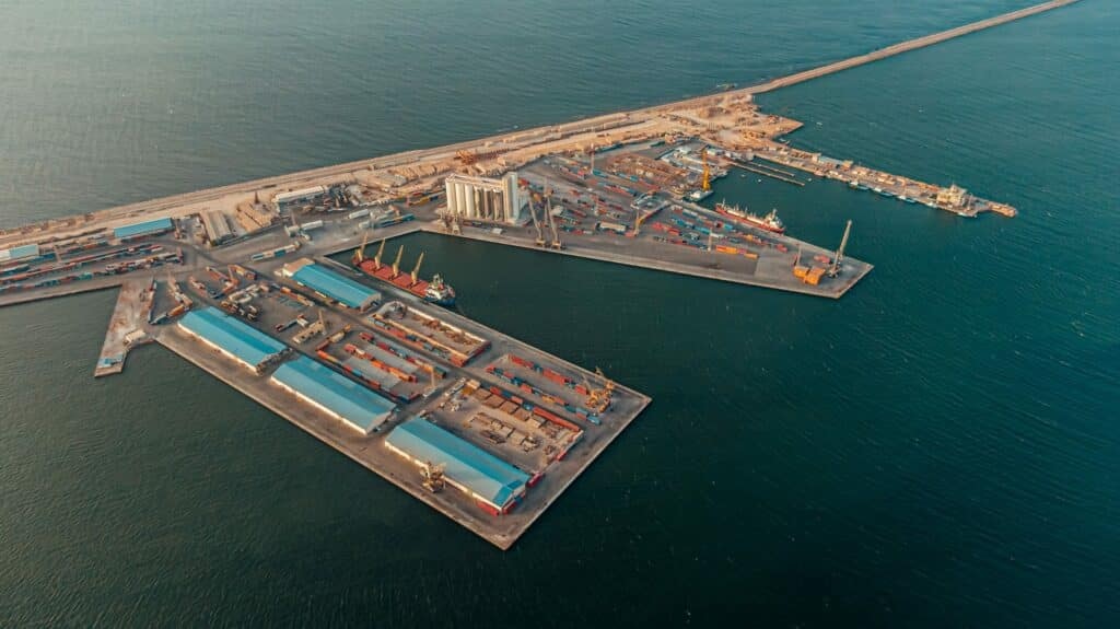 OECD shipbuilding economies under pressure as China reshapes global ...