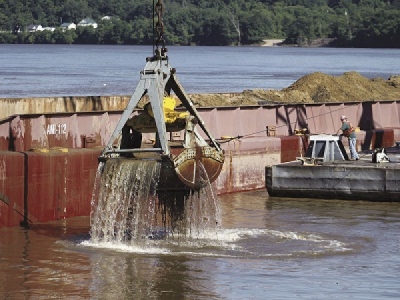 Dredging Begins at Junction of Guyandotte, Ohio Rivers - DredgeWire ...