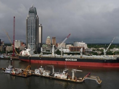 Manson Construction's CSD Robert M. White Working in Mobile, Al ...